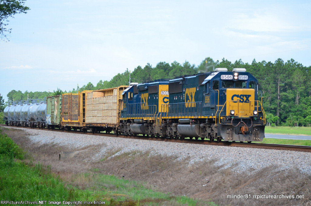 CSX 8586